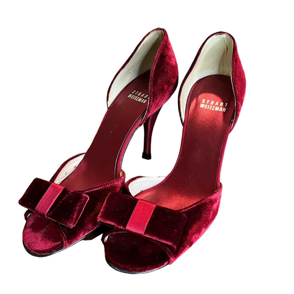 Stuart Weitzman | Shoes | Stuart Weitzman Ruby Red Velvet Heels 6m ...